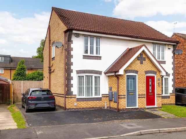 2 bedroom semi detached house for sale