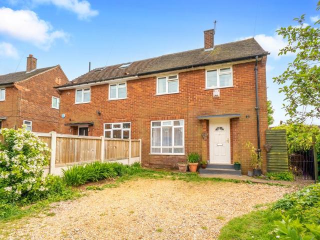 2 bedroom semi detached house for sale