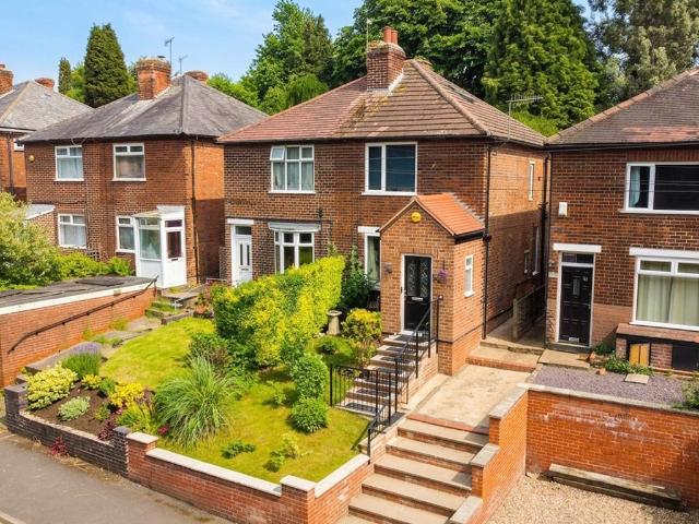2 bedroom semi detached house for sale