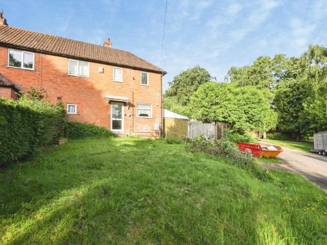 2 bedroom semi detached house for sale