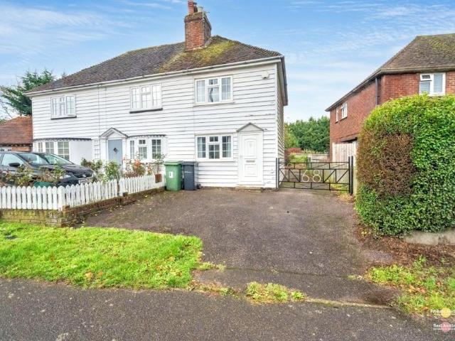 2 bedroom semi detached house for sale