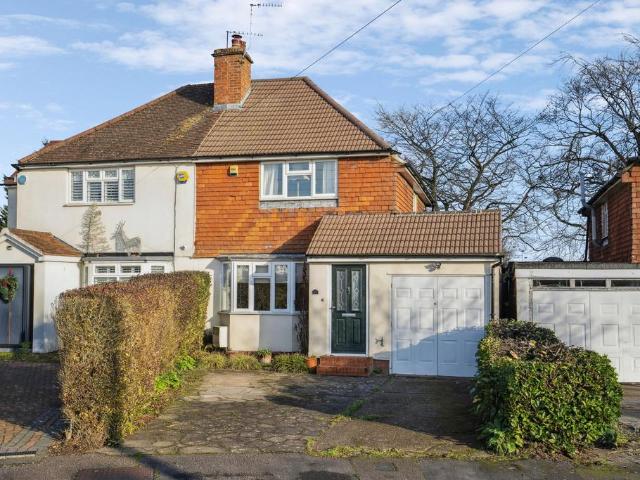 2 bedroom semi detached house for sale