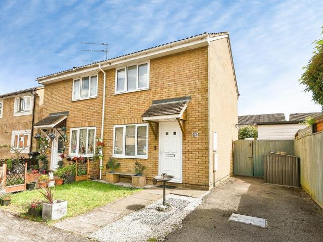 2 bedroom semi detached house for sale