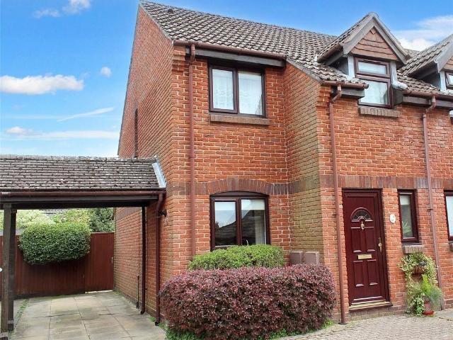 2 bedroom semi detached house for sale