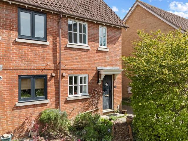 2 bedroom semi detached house for sale
