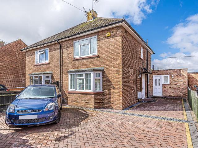 2 bedroom semi detached house for sale