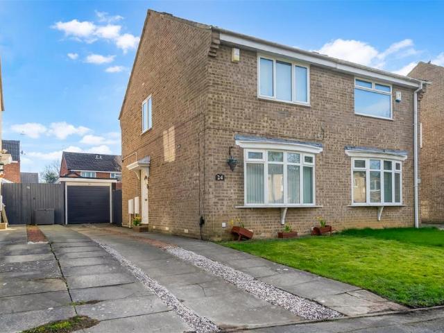 2 bedroom semi detached house for sale