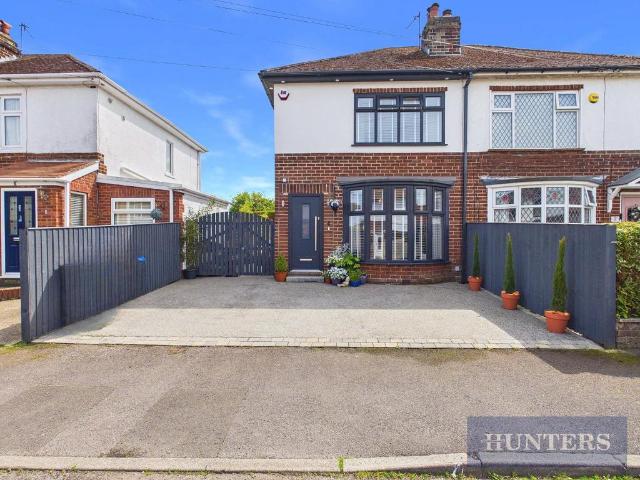 2 bedroom semi detached house for sale