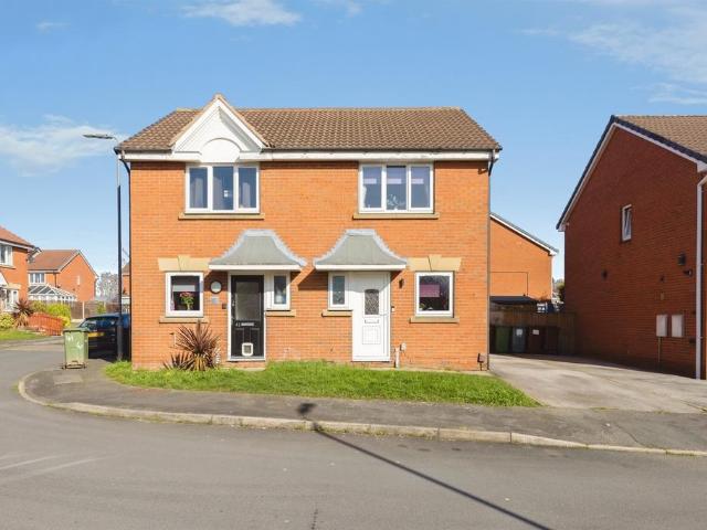 2 bedroom semi detached house for sale