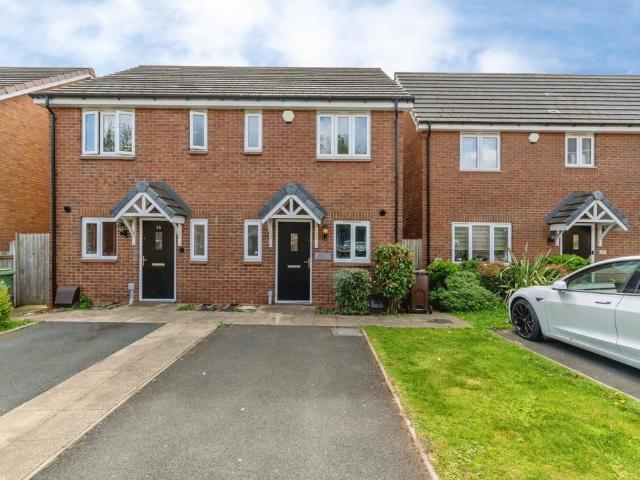 2 bedroom semi detached house for sale