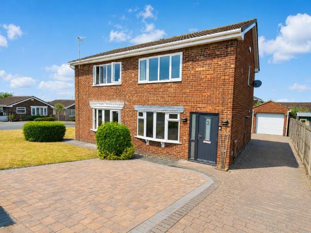 2 bedroom semi detached house for sale