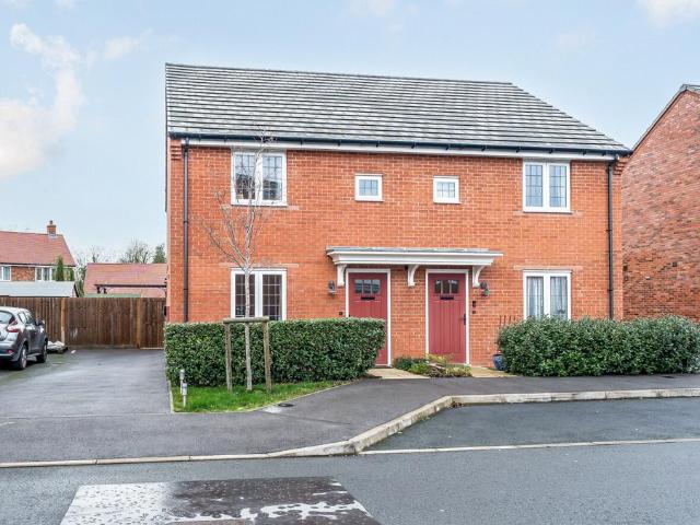 2 bedroom semi detached house for sale