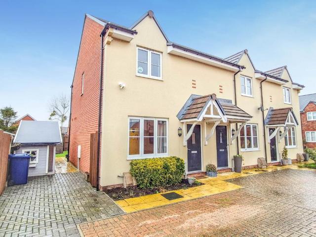 2 bedroom semi detached house for sale