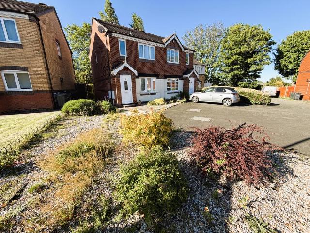 2 bedroom semi detached house for sale