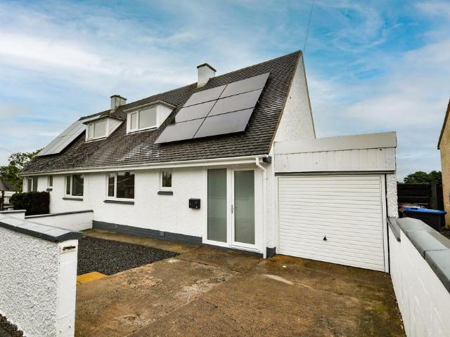2 bedroom semi detached house for sale