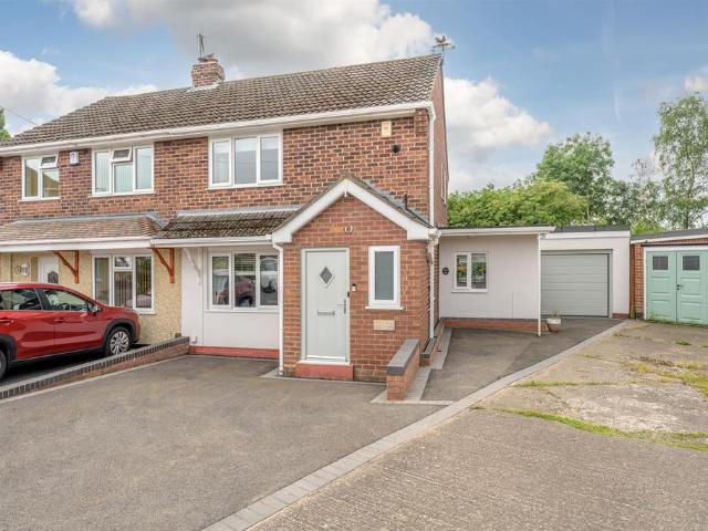 2 bedroom semi detached house for sale