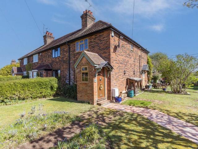 2 bedroom semi detached house for sale