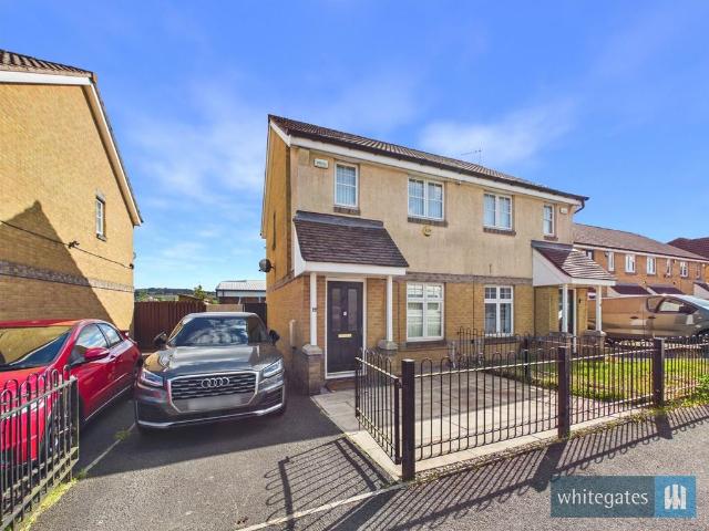 2 bedroom semi detached house for sale