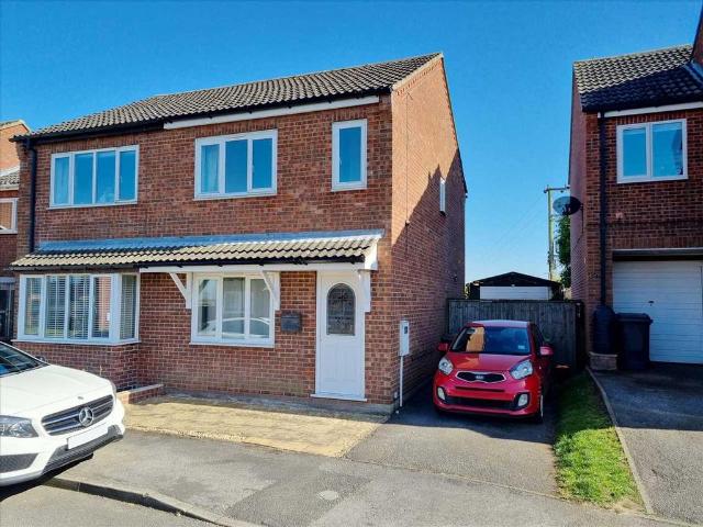 2 bedroom semi detached house for sale