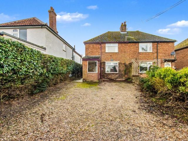 2 bedroom semi detached house for sale