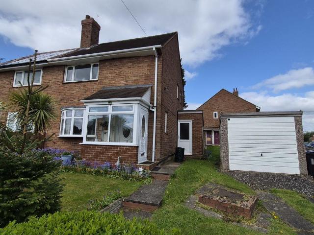 2 bedroom semi detached house for sale