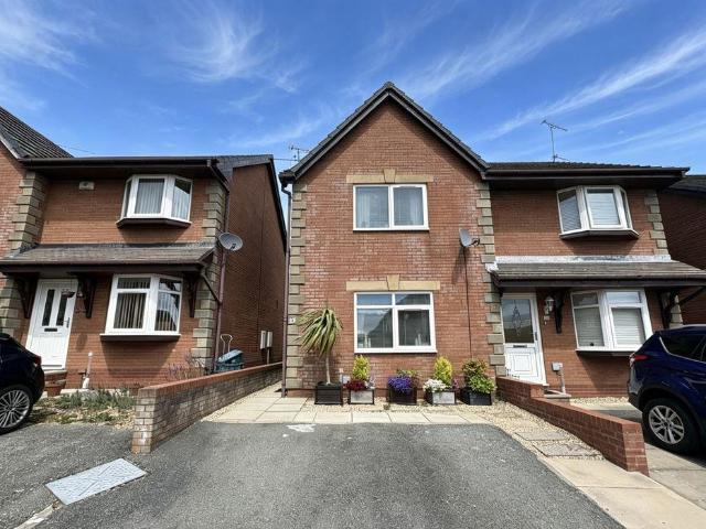 2 bedroom semi detached house for sale