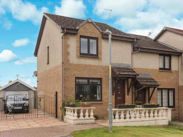 2 bedroom semi detached house for sale
