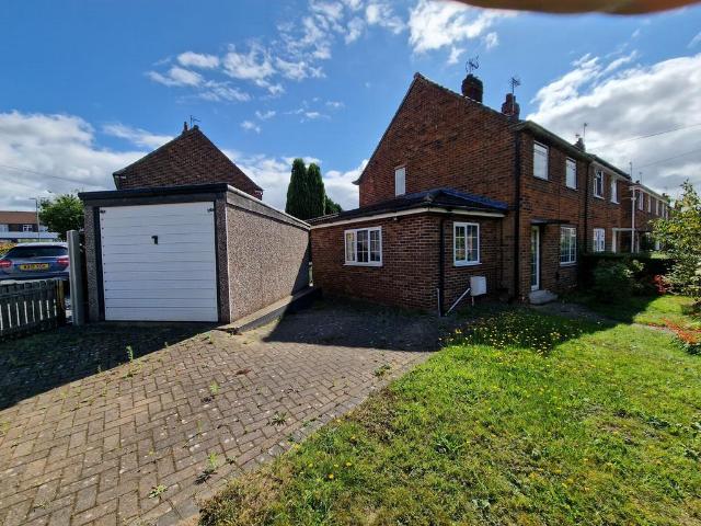 2 bedroom semi detached house for sale
