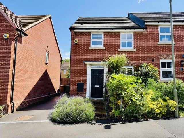 2 bedroom semi detached house for sale