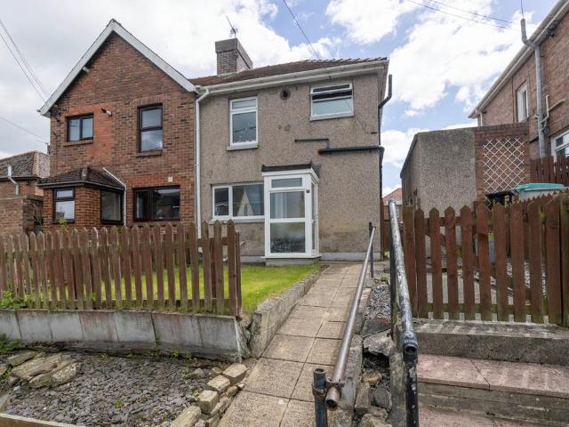 2 bedroom semi detached house for sale