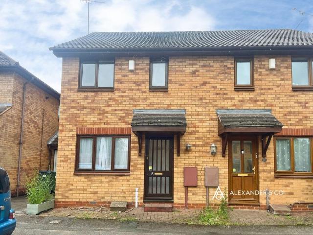 2 bedroom semi detached house for sale