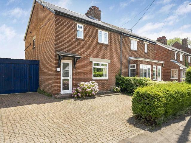 2 bedroom semi detached house for sale