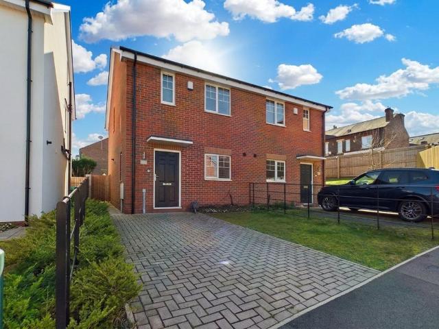 2 bedroom semi detached house for sale