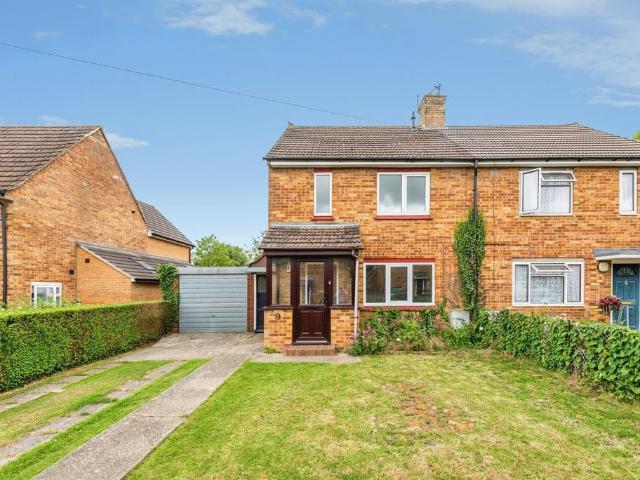 2 bedroom semi detached house for sale