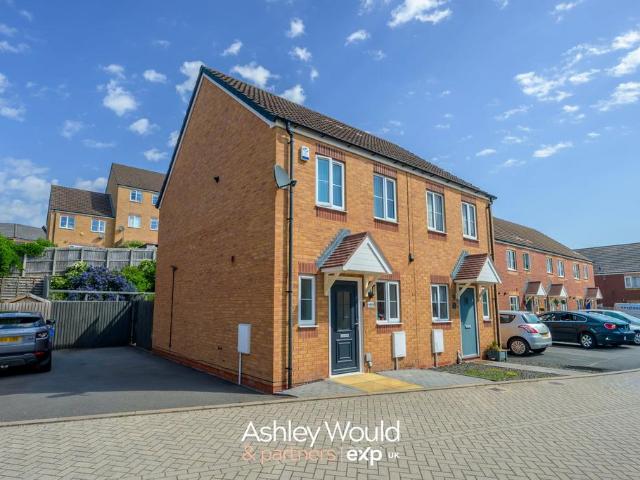 2 bedroom semi detached house for sale