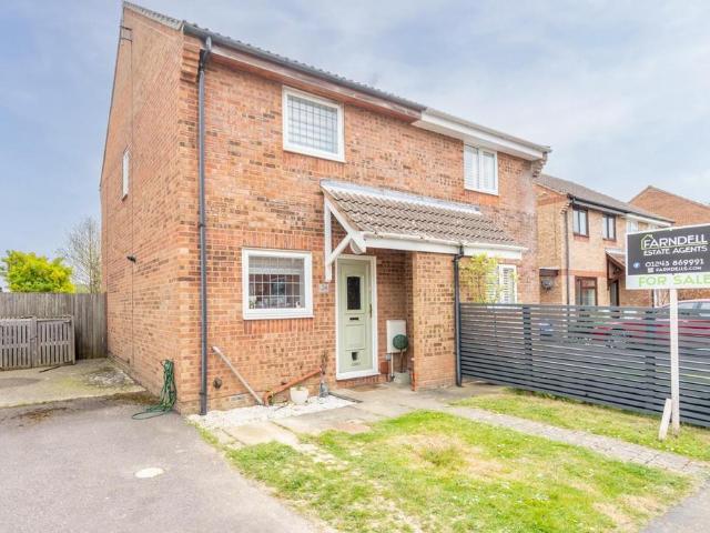 2 bedroom semi detached house for sale