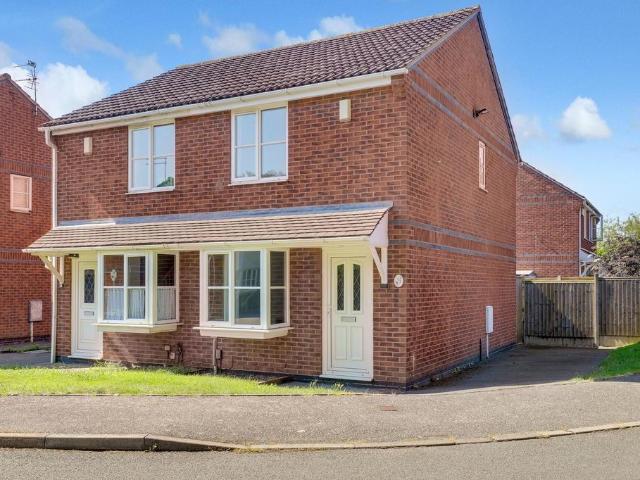 2 bedroom semi detached house for sale
