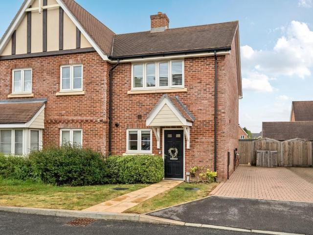 2 bedroom semi detached house for sale