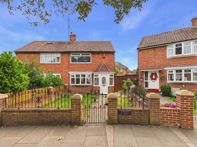 2 bedroom semi detached house for sale