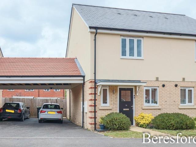 2 bedroom semi detached house for sale