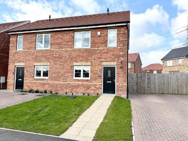 2 bedroom semi detached house for sale