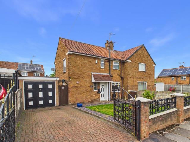 2 bedroom semi detached house for sale