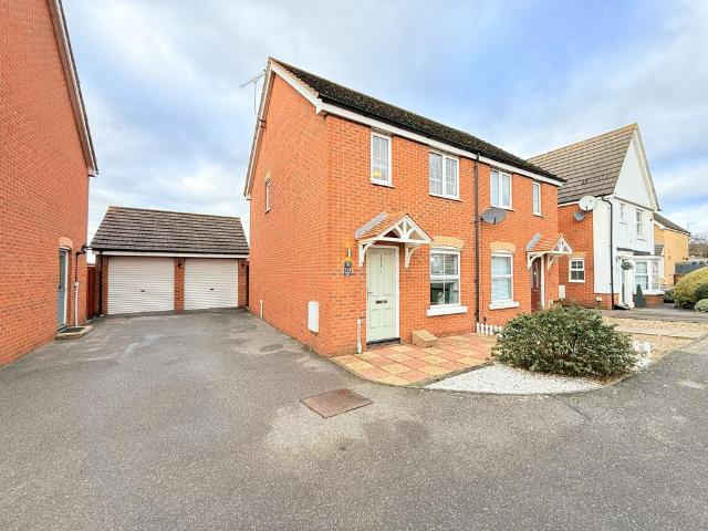 2 bedroom semi detached house for sale