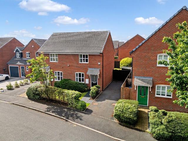 2 bedroom semi detached house for sale