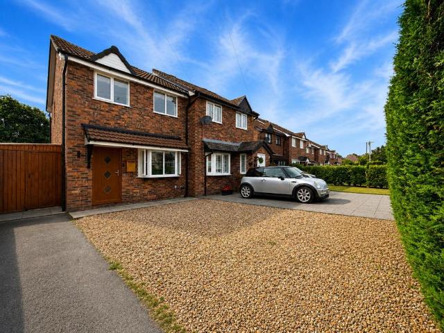 2 bedroom semi detached house for sale