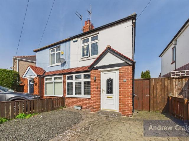 2 bedroom semi detached house for sale