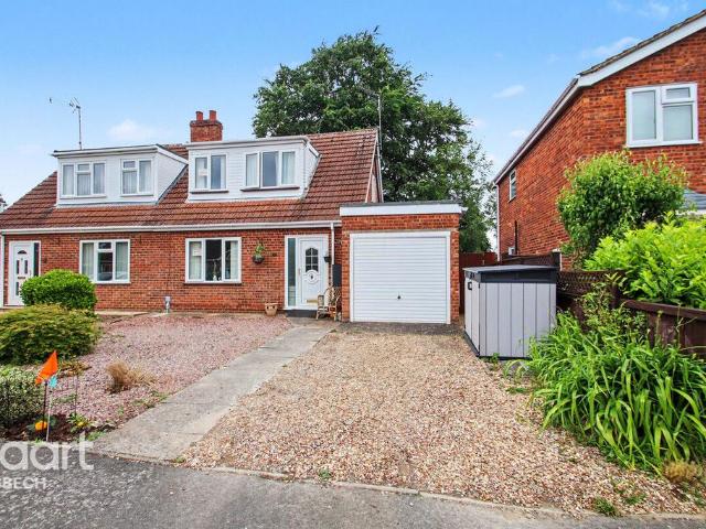 2 bedroom semi detached house for sale