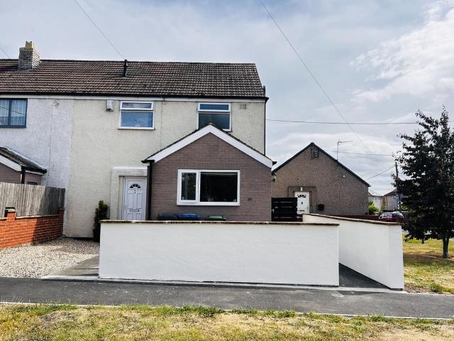 2 bedroom semi detached house for sale
