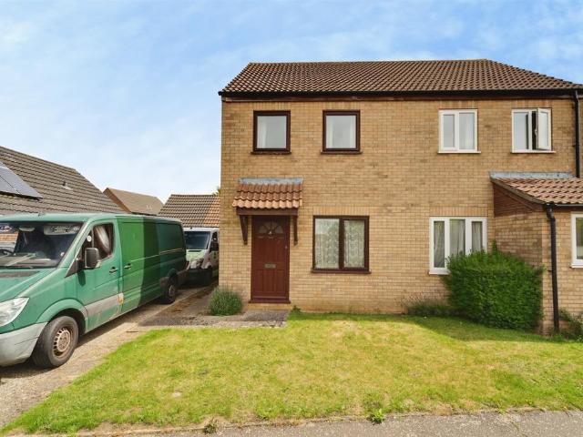 2 bedroom semi detached house for sale