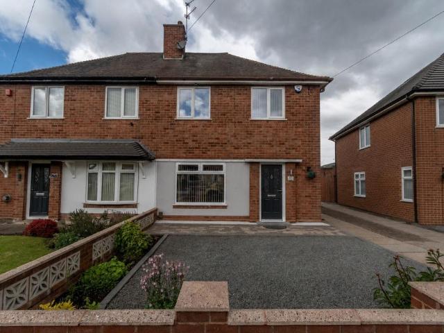2 bedroom semi detached house for sale